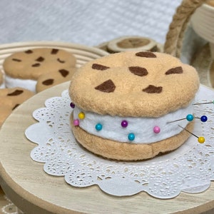 Ice Cream Sandwich Pin Cushion | Cute Pin Cushion | Sewing Accessory - Etsy