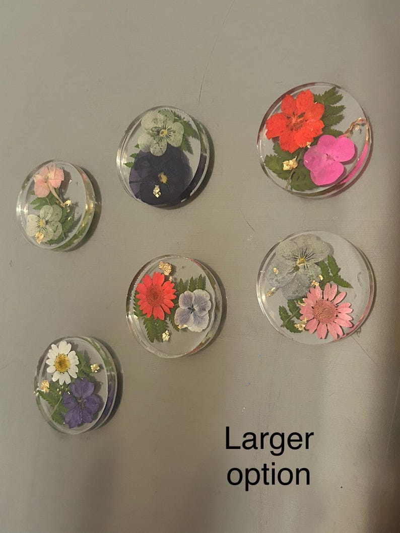 Botanical Resin Magnets With Gold Leaf - Set of 5, 10 or 20 - Etsy