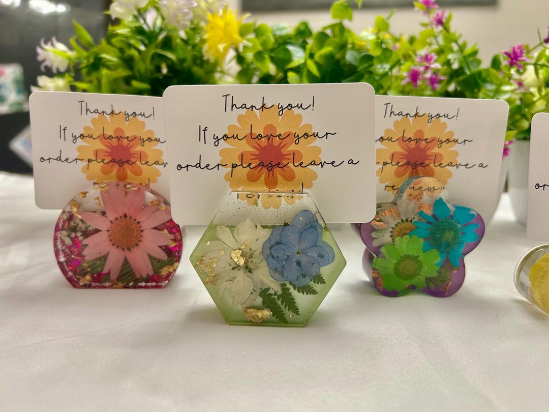 Botanical Real Flower Card Holder , Custom Available - Etsy