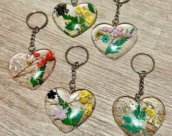 Clear Multicolor Pressed Flower Heart Resin Keychain - Etsy