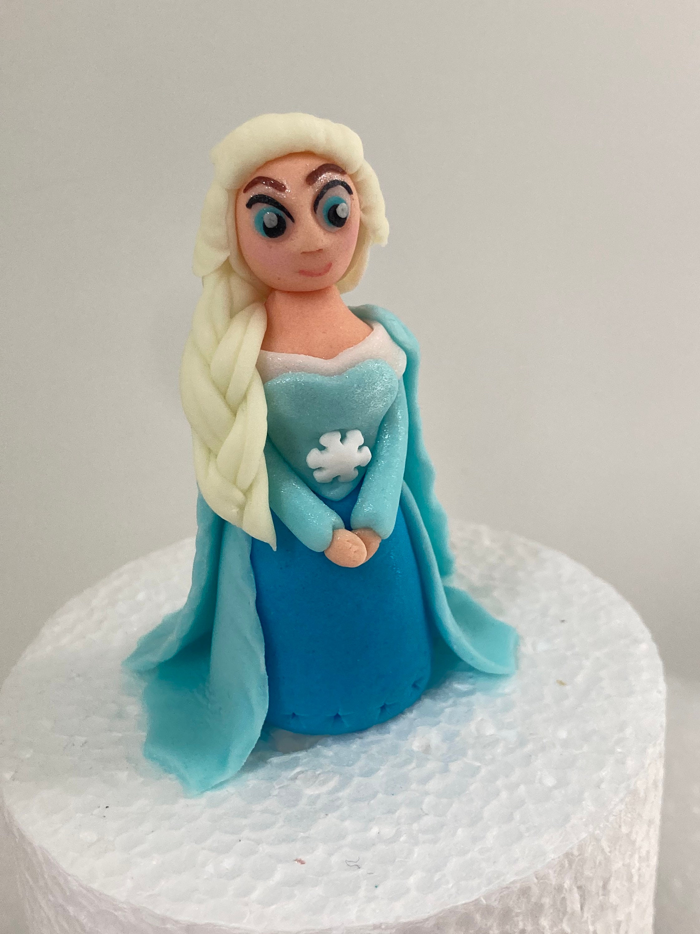 Fondant Caketopper Elsa Eiskönigin Tannen Schneeflocken - Etsy.de