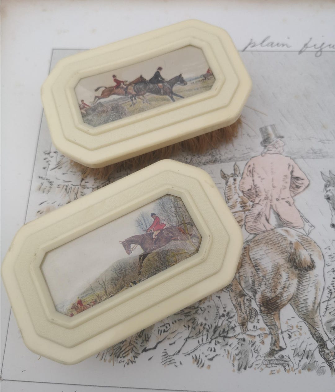 Pair of 1930's Celluloid Brushes Inlaid With Fox Hunting Scenes - Etsy