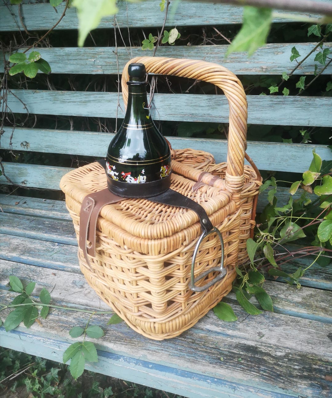 Vintage Green Musical Bottle Decanter Printed With Fox Hunting Border ...