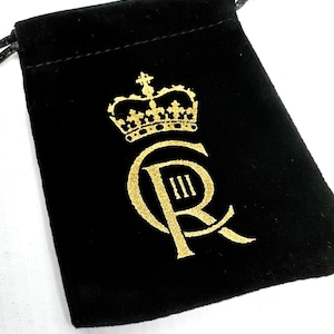King Charles CRIII Royal Cypher - Deluxe Velvet Jewellery Drawstring ...