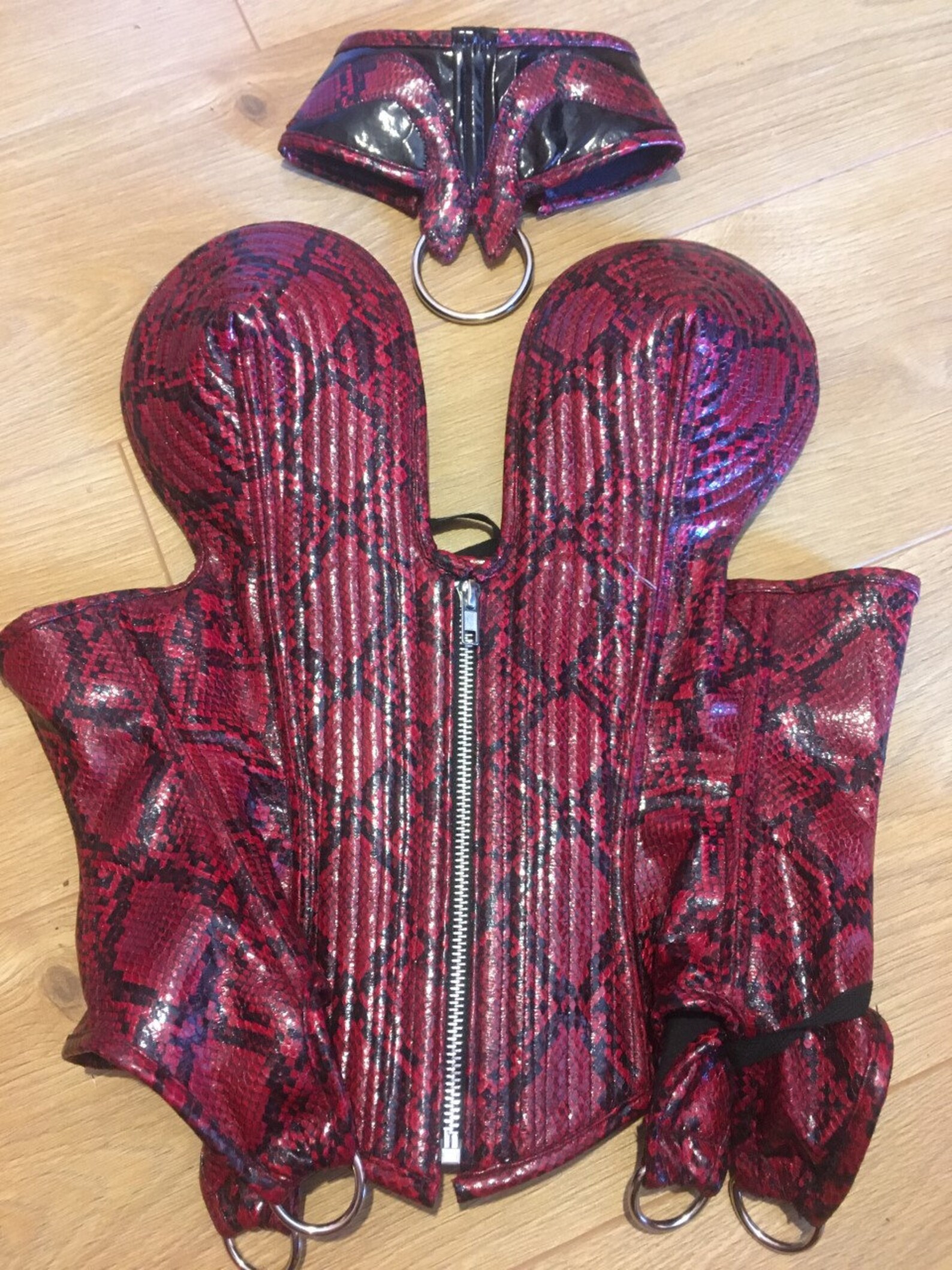 Uta Shape Snakeskin Corset - Etsy UK