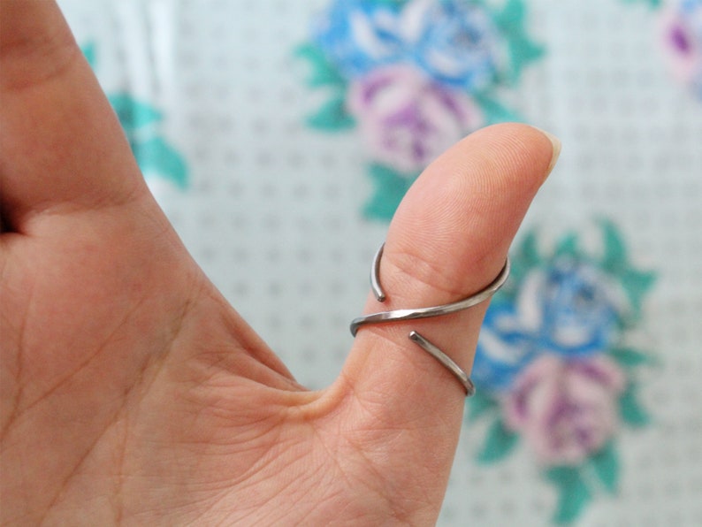 Finger Hypermobility, Arthritis Splint Ring in Brass, Bronze, Titanium ...