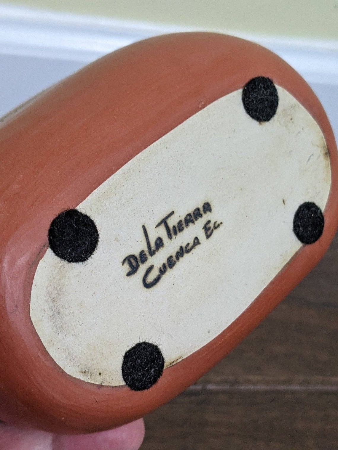 De La Tierra Cuenca Ecuador Pottery Flower Floral Vase Home Decor Brown ...