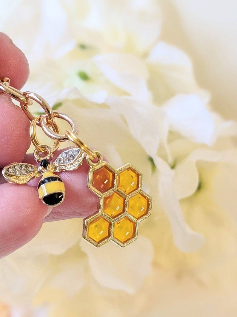 Bumble Bee Honeycomb Gold Tone Keyring Keychain Rhinestone Stone Bag ...