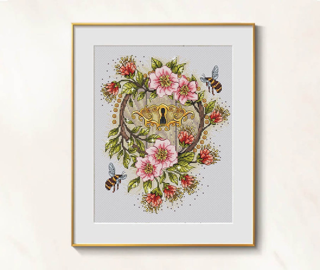 Romantic Cross Stitch Keyhole Pattern Pdf - Bee Flowers Embroidery Lock ...