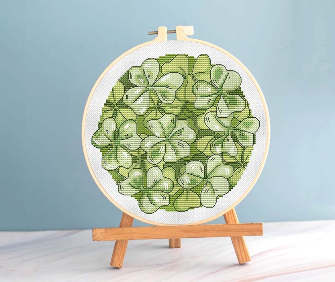Clover Cross Stitch Floral Pattern Pdf, Round Cross Stitch Clover Leaf ...
