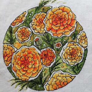 Marigold Cross Stitch Botanic Pattern Pdf - Round Cross Stitch Marigold ...