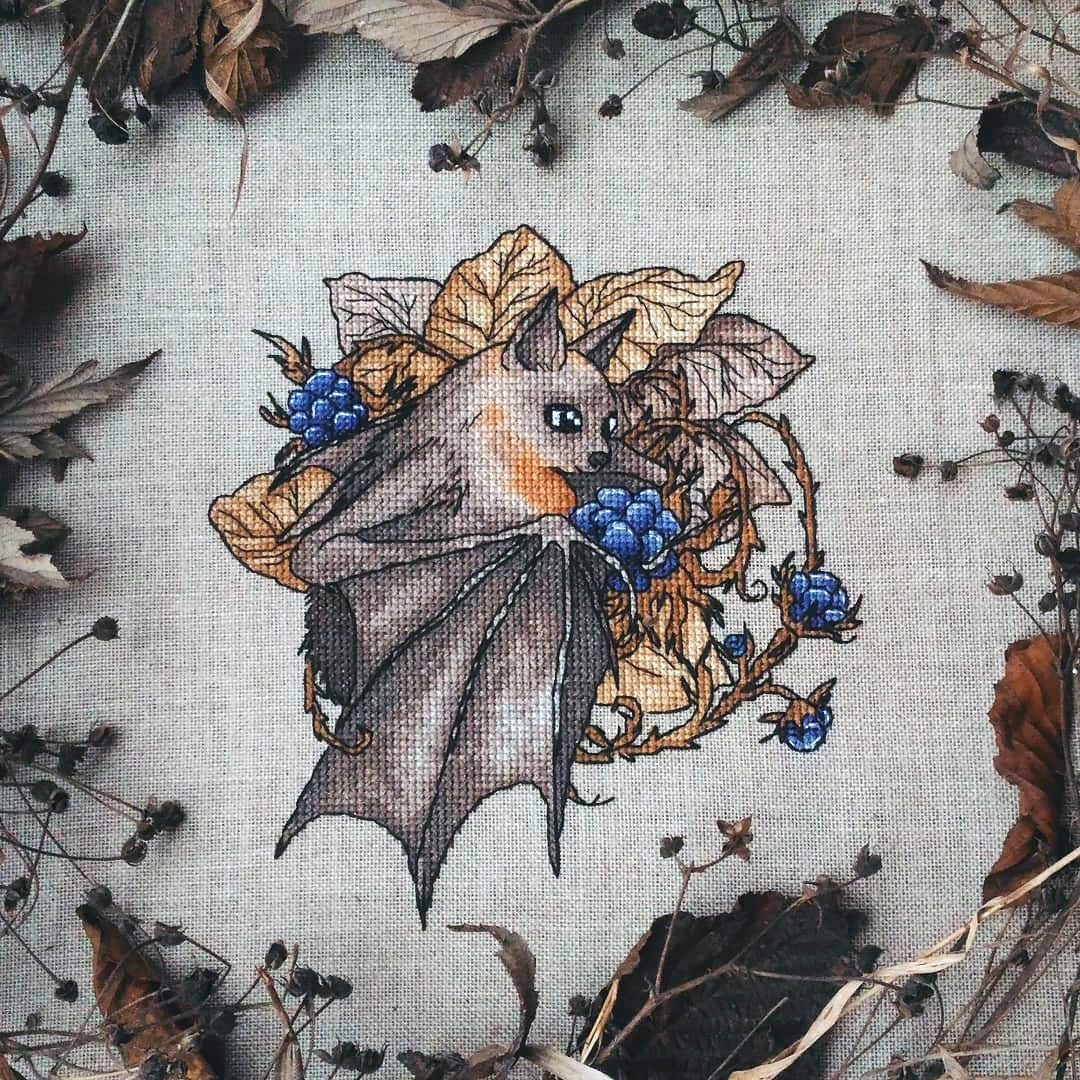 Bat Cross Stitch Blackberry Pattern Pdf - Round Cross Stitch Bat ...