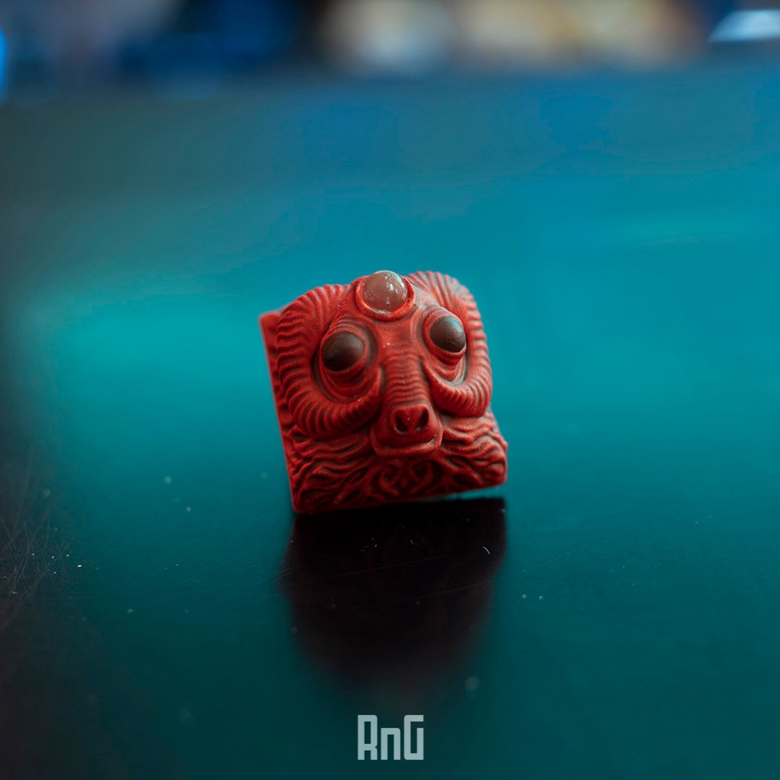 Cursed Goat Artisan Keycap Display Blood V2 Photopolymer Hand-painted ...