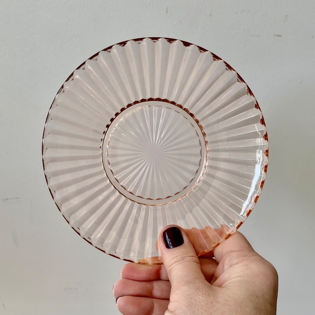1930s Pink Burst Depression Glass Plates - Set of 4 Plates by Federal ...