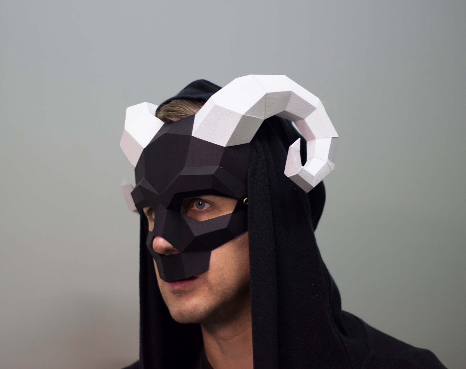 Papercraft 3D HORNED SKULL Half MASK 2 Halloween Demon - Etsy