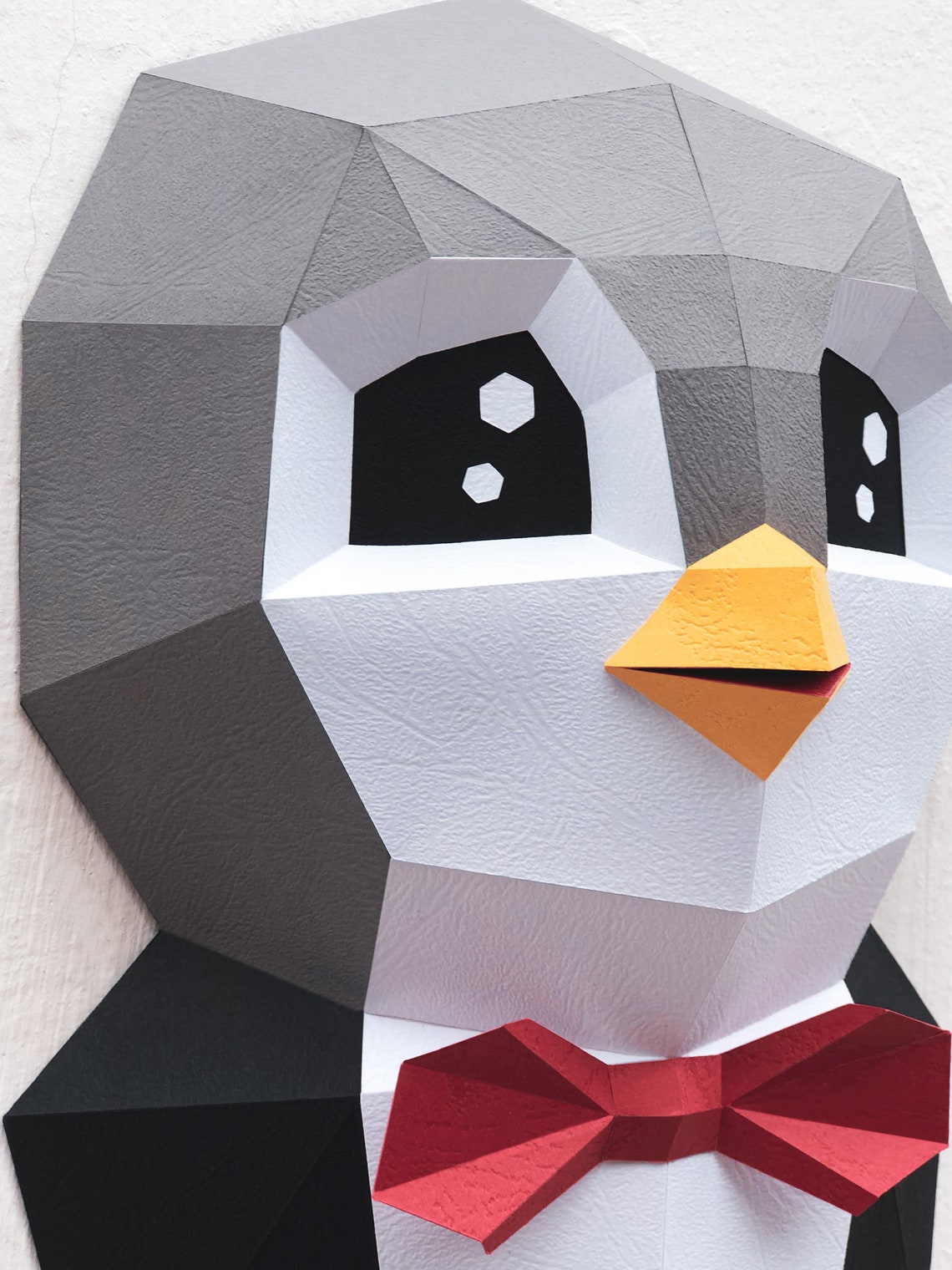 Papercraft 3D PENGUIN in SUIT Pepakura Low Poly Paper - Etsy
