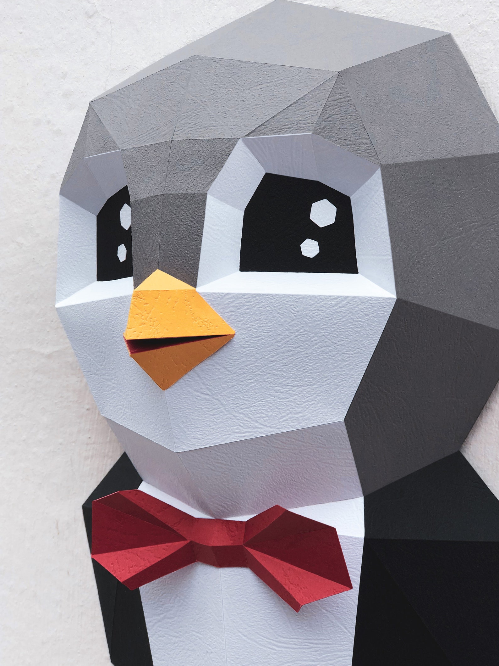 Papercraft 3D PENGUIN in SUIT Pepakura Low Poly Paper - Etsy