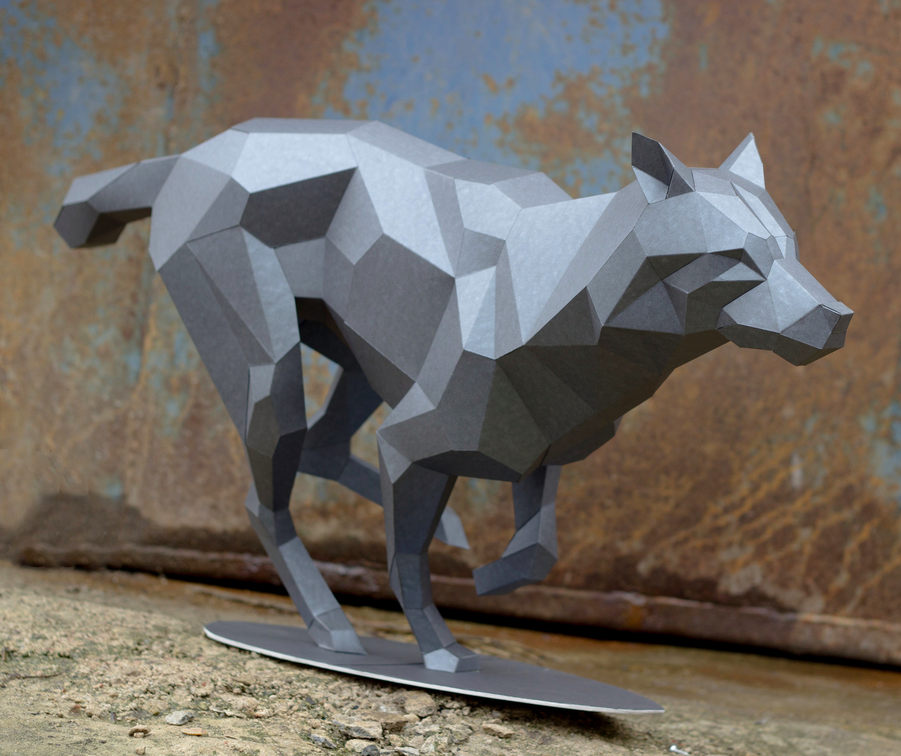 Papercraft 3D RUNNING WOLF FIGURE Pepakura Low Poly Paper - Etsy Canada
