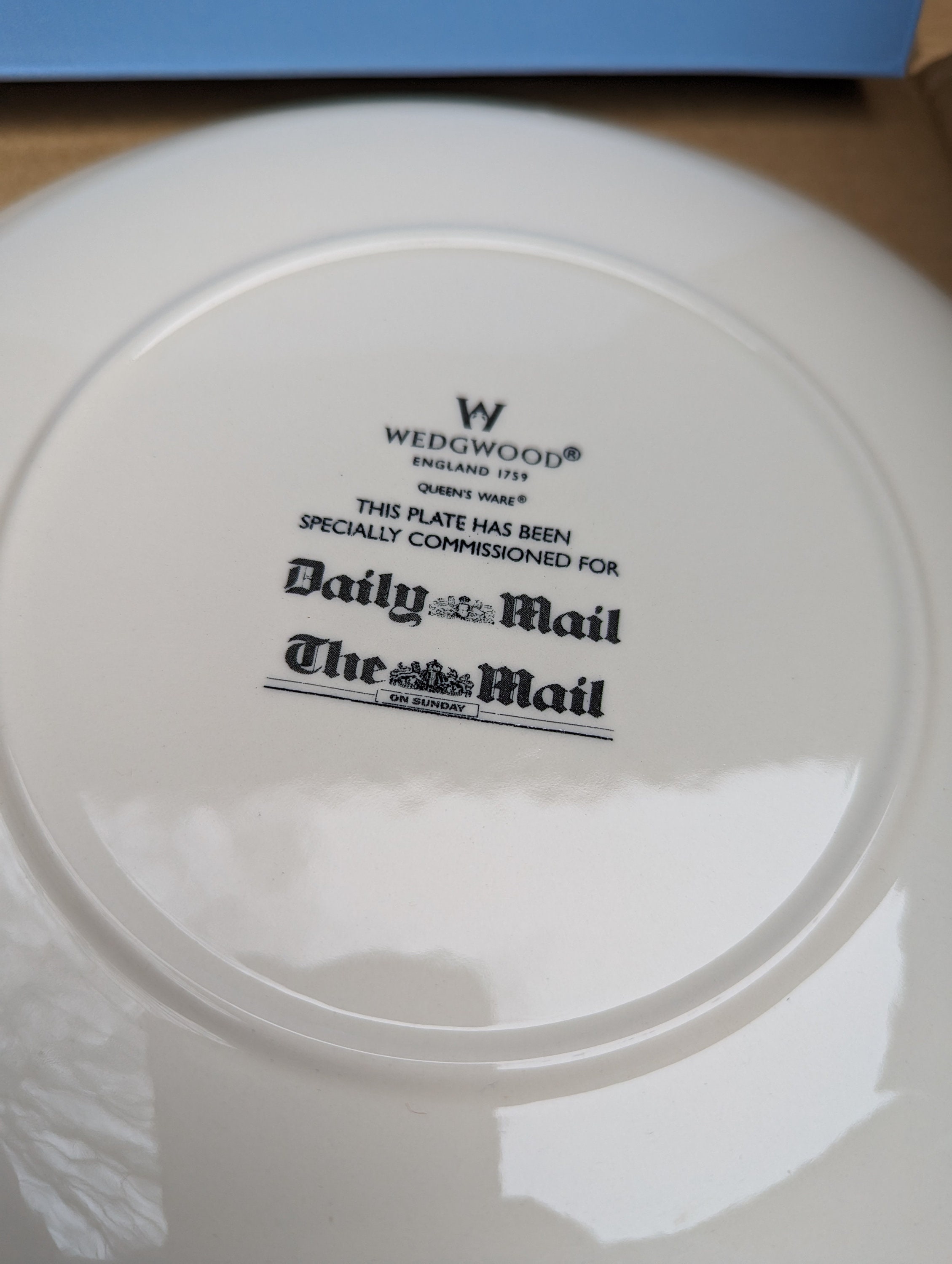 Wedgwood Queen Mother Plate Royal Family Collectors Item Brand New ...