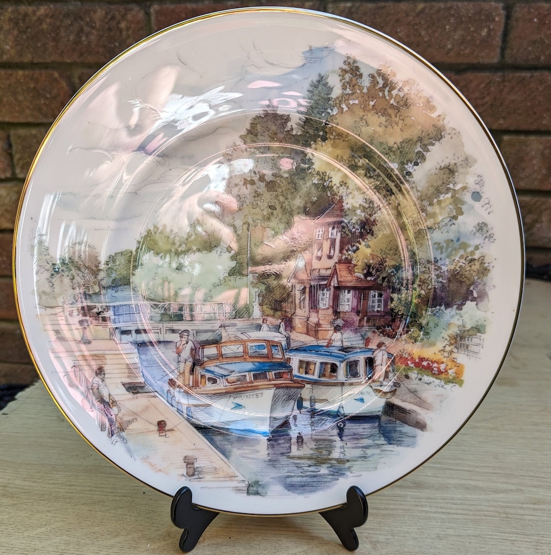 Fenton Pottery Collector's Plate, England's 4 Seasons, Summer on the ...