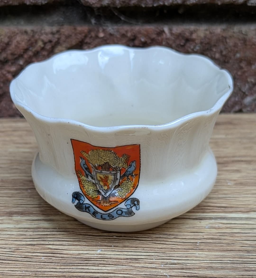 Antique 1910s Atlas Heraldic China Kelso Crestware Souvenir Miniature ...
