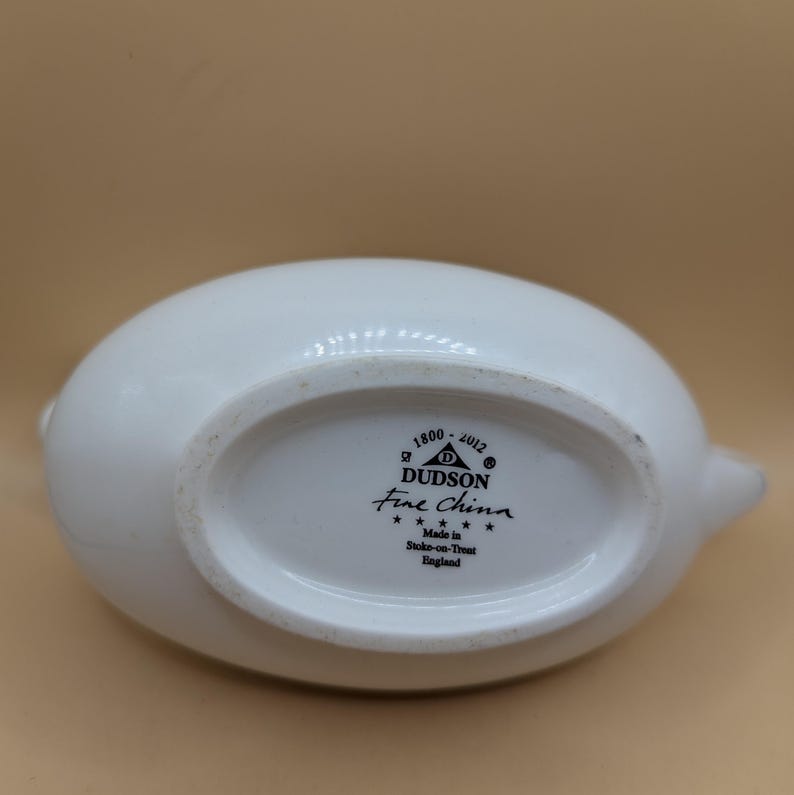 Vintage Beautiful Lines With This White Dudson Sauce Boat - Etsy