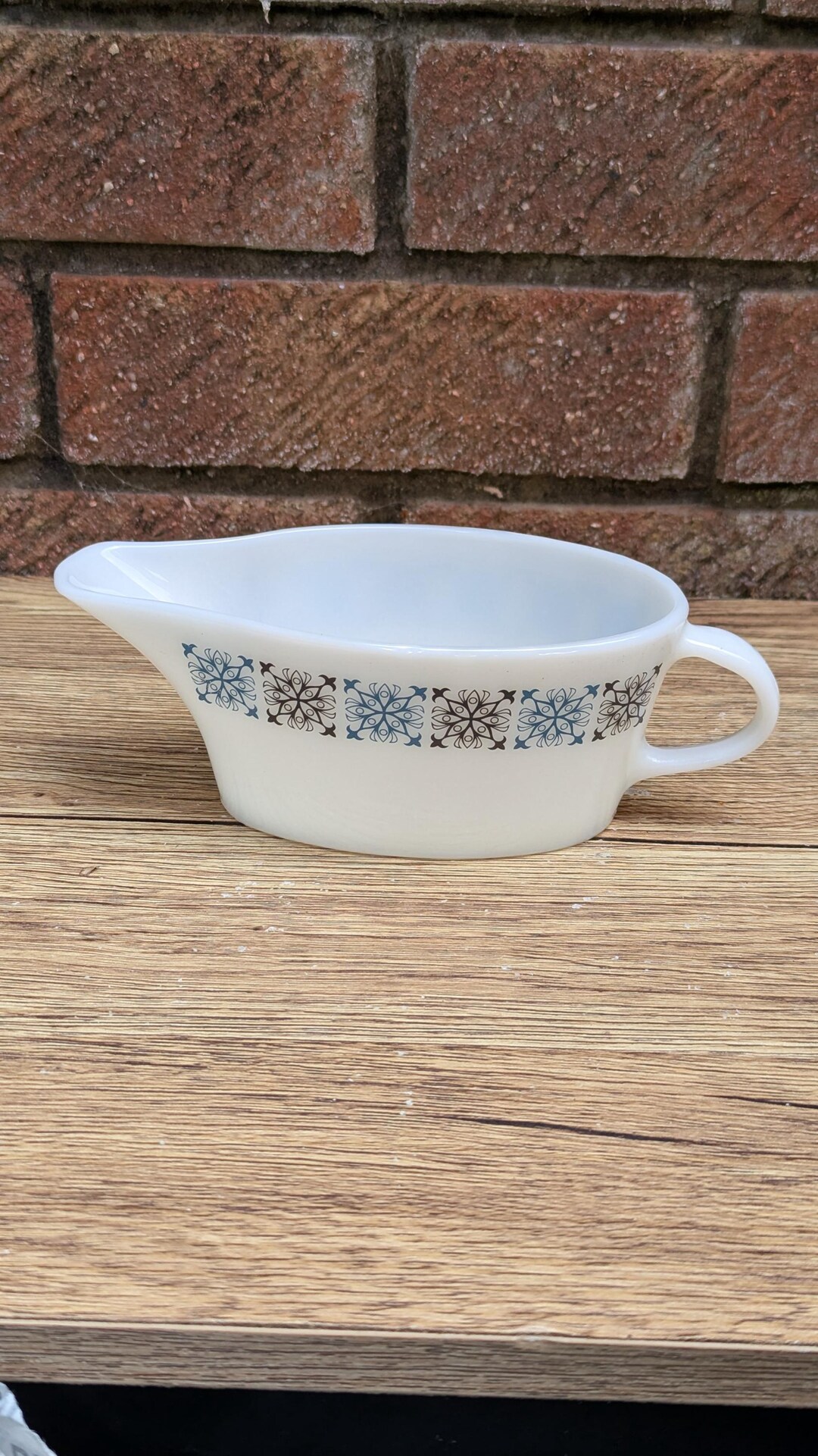 1960s JAJ Pyrex England Gravy Boat – Chelsea Pattern Turquoise & Black ...
