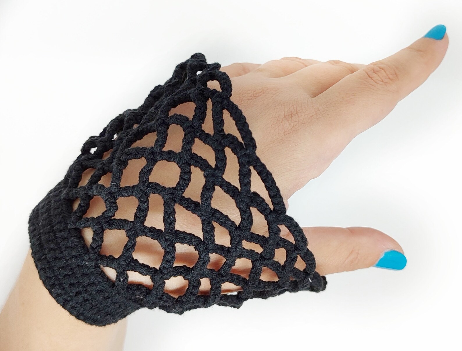 Crochet Black Gothic Cuff Pattern, Victorian Style Black Spiderweb ...