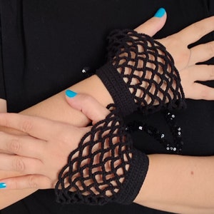 Crochet Black Gothic Cuff Pattern, Victorian Style Black Spiderweb ...