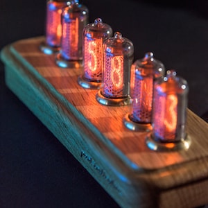 CUSTOMIZABLE Nixie Clock, Oak Wood Clock | Desk Decor, Gift Idea, First ...