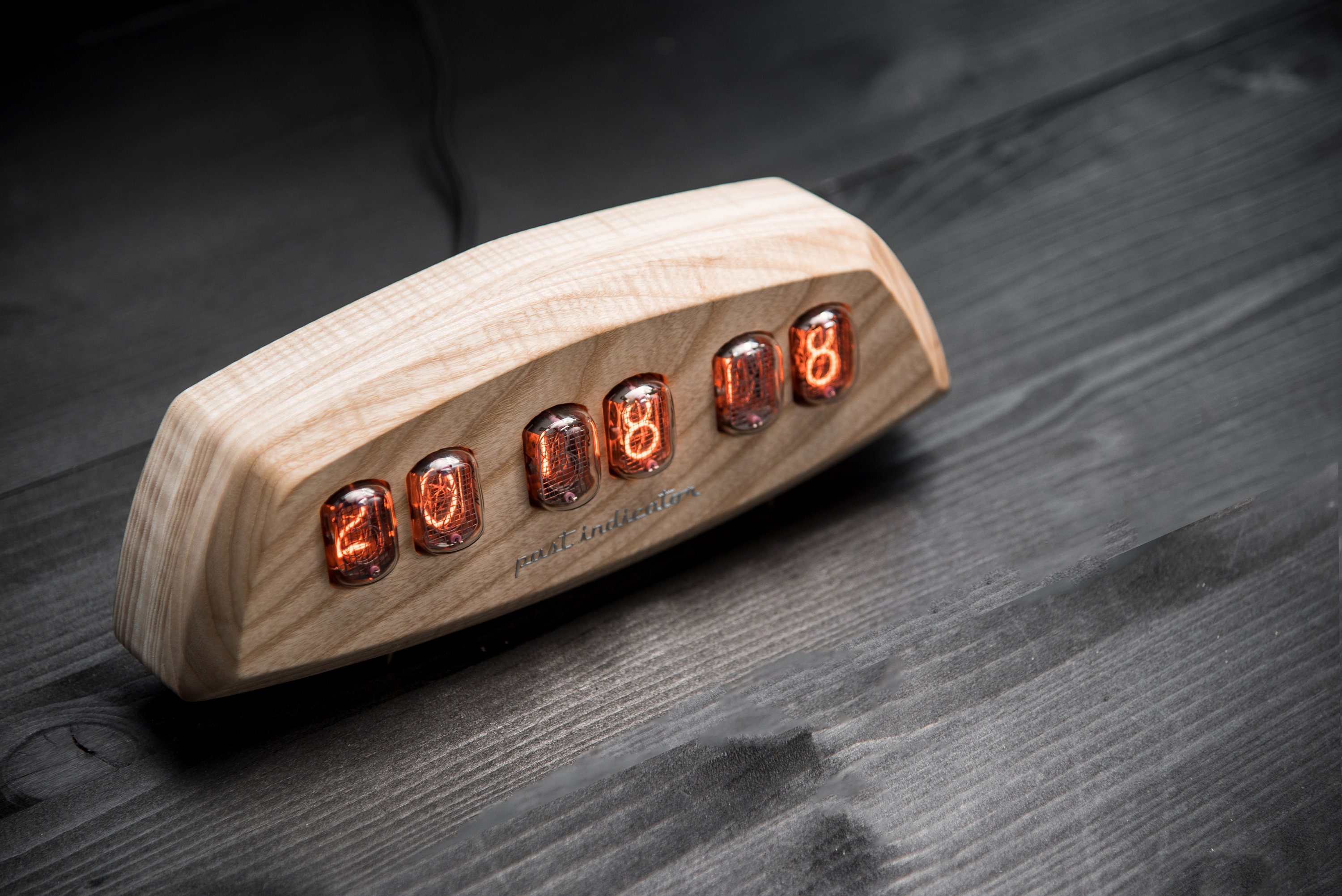 Nixie Tube Clock With Wood and IN 12 Bulbs Retro Table Office Clock ...