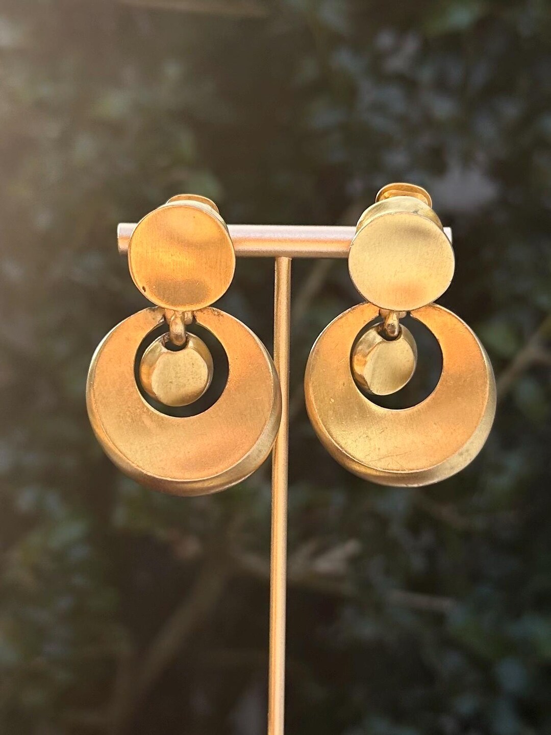 Vintage 1980s Signed CLARA STUDIO INC Brushed Gold Tone Door Knocker ...