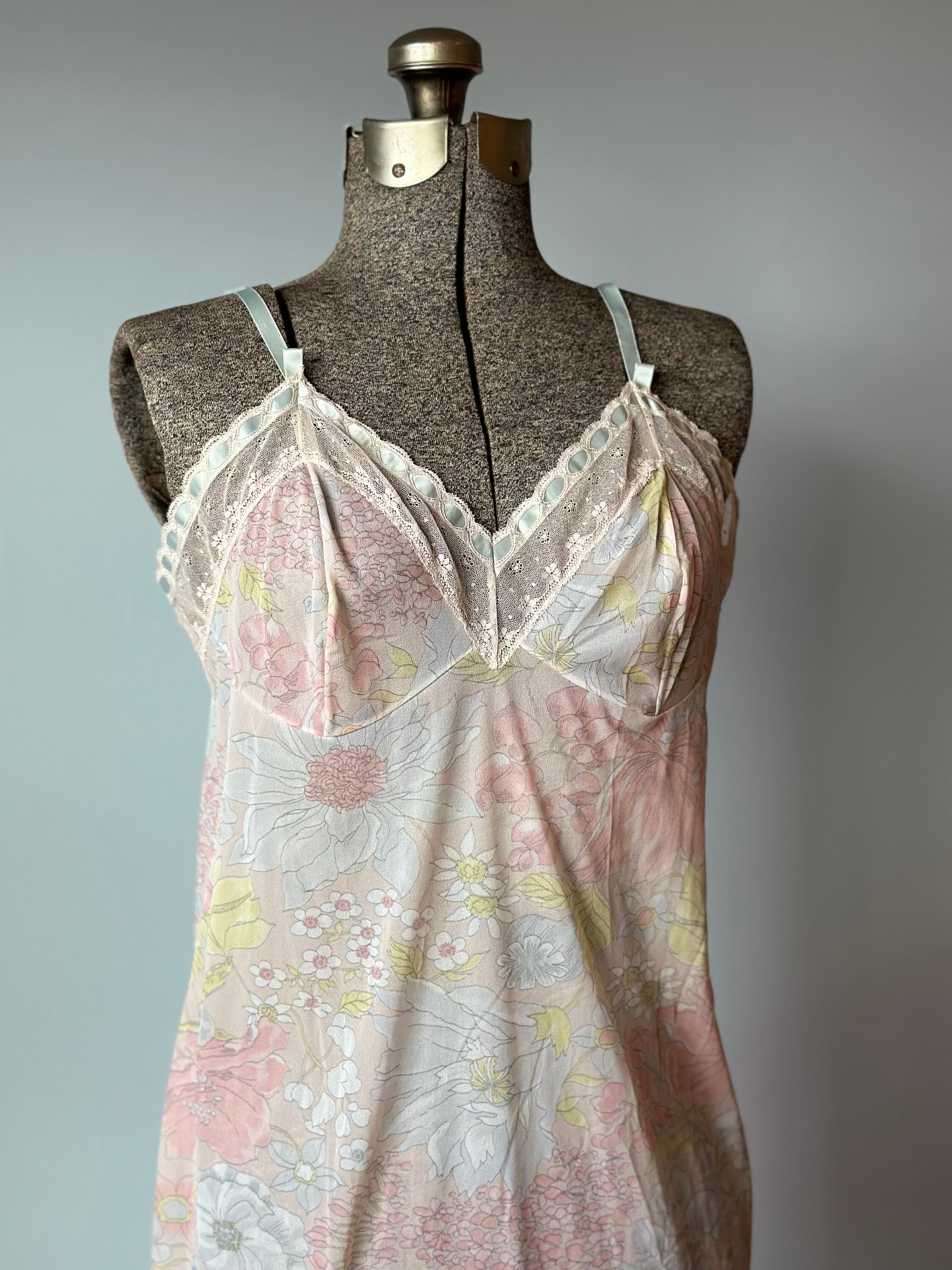 1960s Vintage Midcentury Sheer Pastel Floral Lace Trim Slip - Etsy