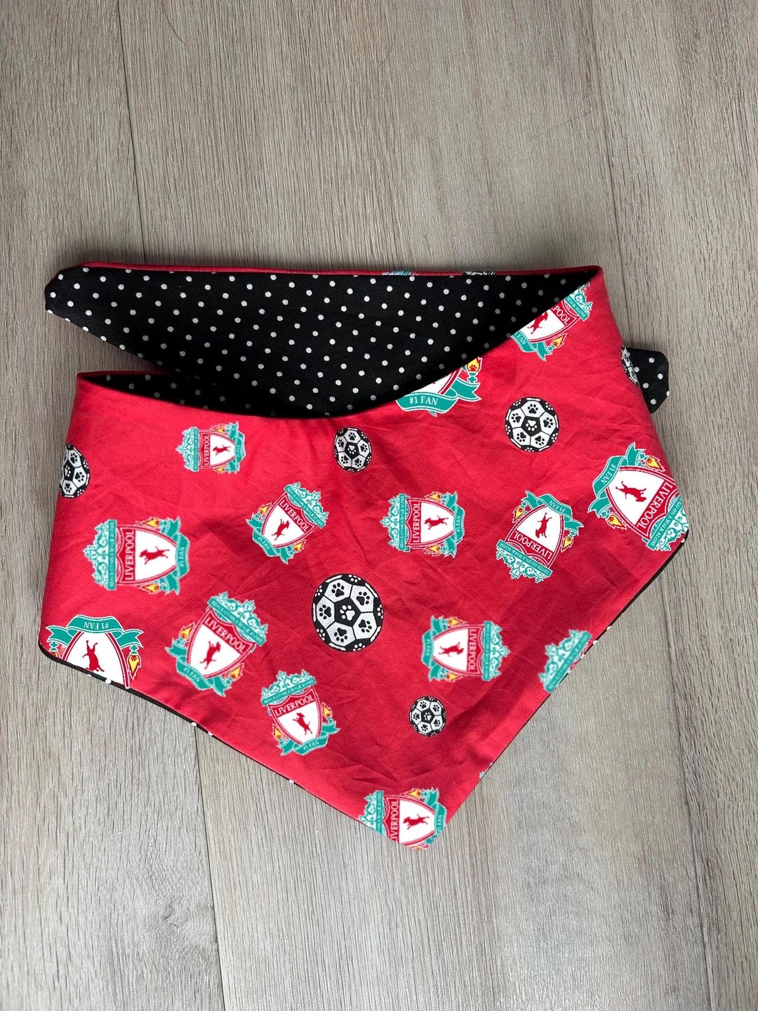 Liverpool FC Iconic Club Crest INSPIRED Print, Pet Bandana for Dog or ...