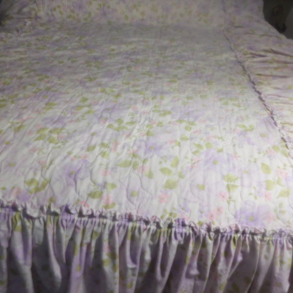 Ruffle Bedspread - Etsy