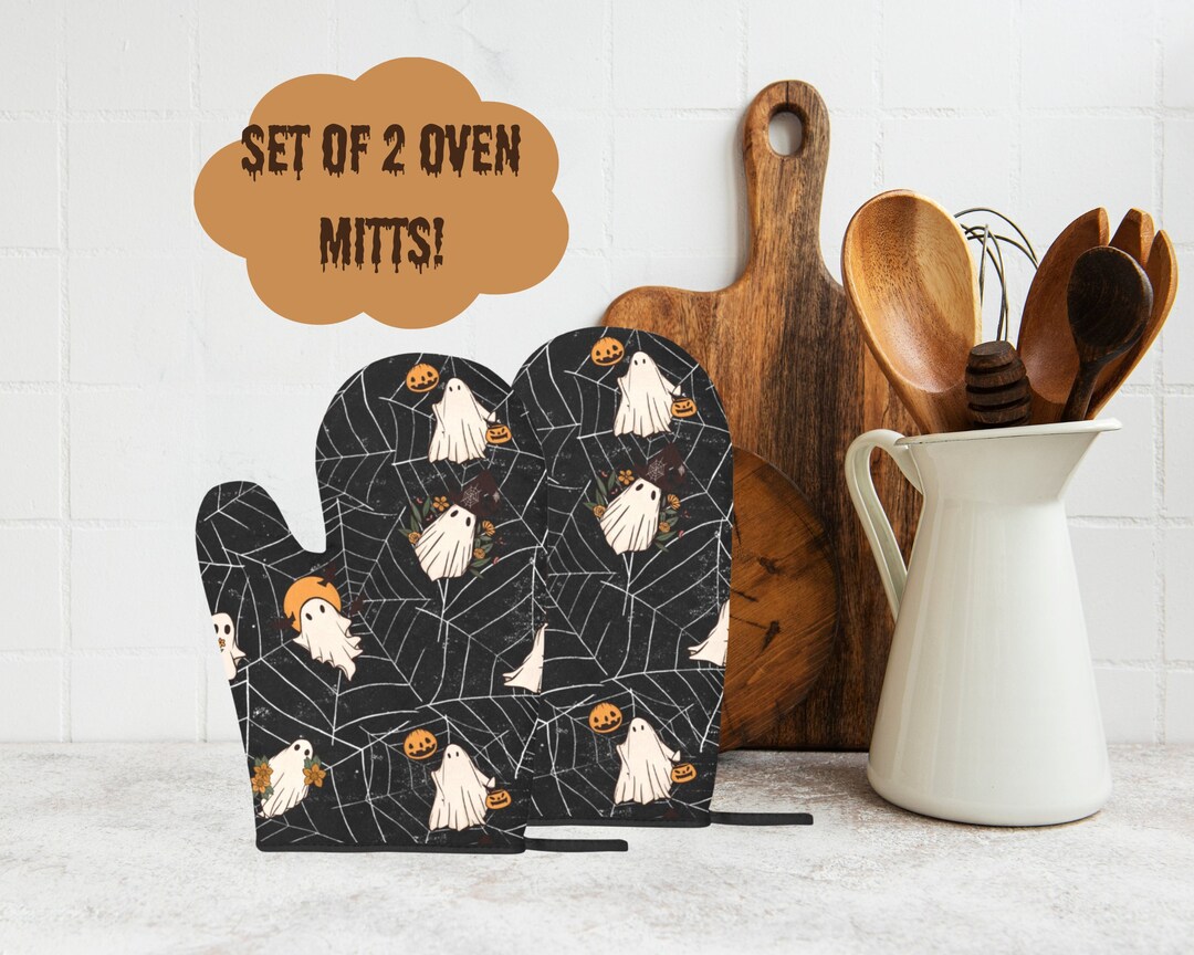Set of 2 Vintage Ghosts Oven Mitts Cute Kawaii Halloween Spider Web ...