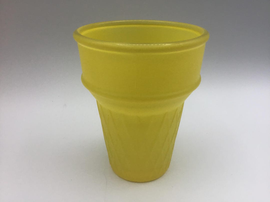 1 Libbey Frosted Ice Cream Shaped Cone Parfait Dessert Cups/tumblers ...
