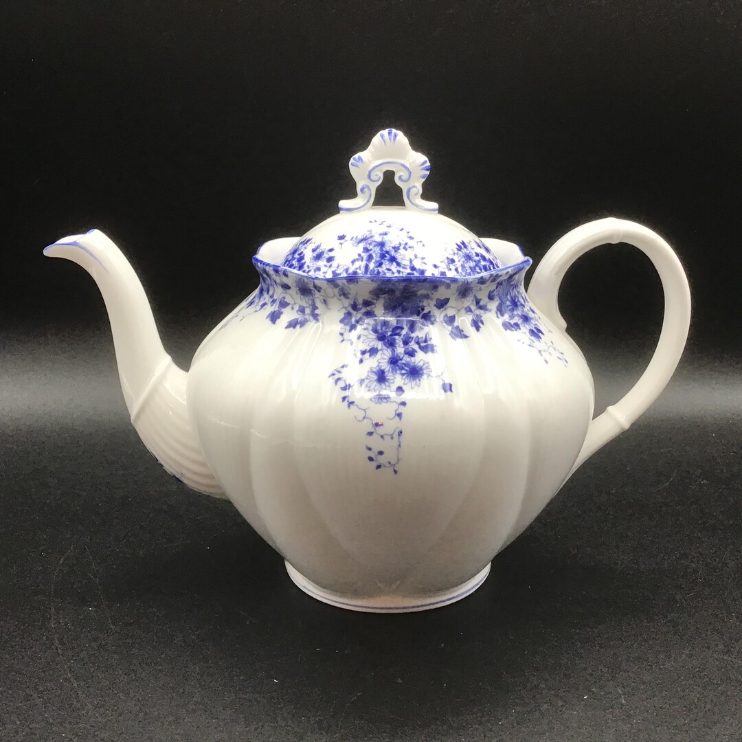 Royal Albert Dainty Blue Teapot. Large Size. Produced in England 1966 ...