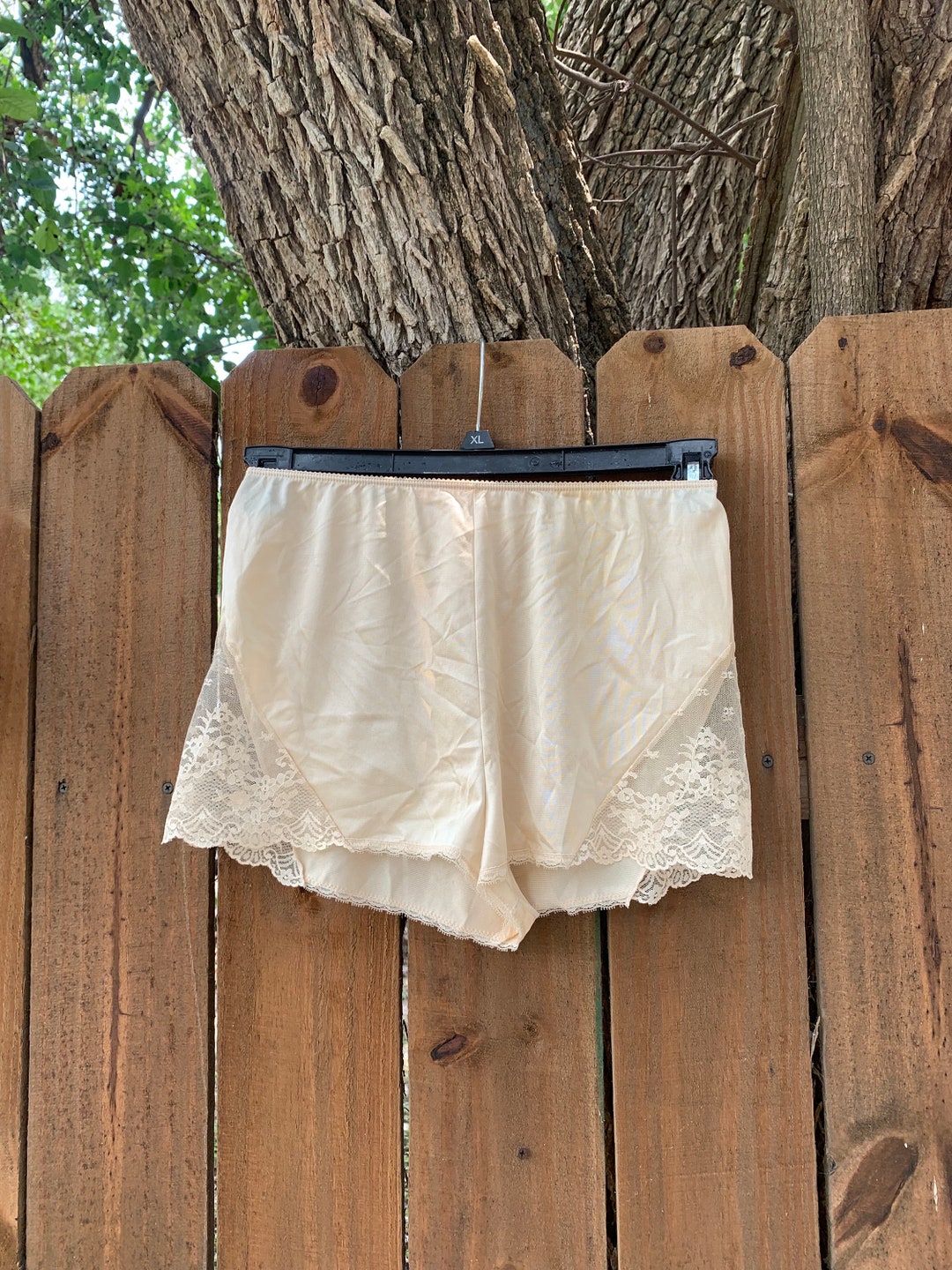 Vintage Vanity Fair Beige/cream Lace Shorts Slip Size 5 Made in USA. - Etsy