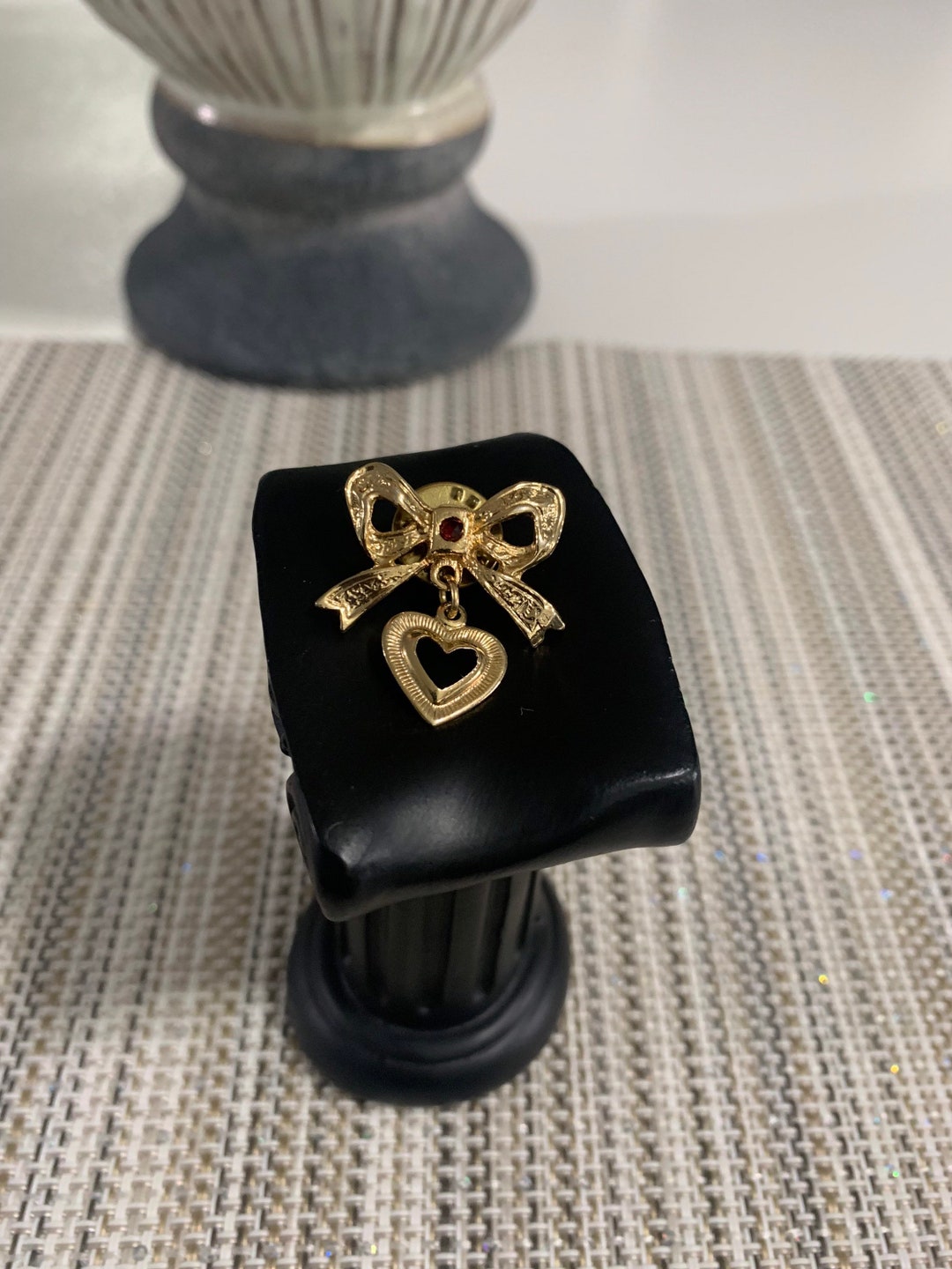 Vintage 90s Bow With Heart Pendant Pin in Gold Tone. - Etsy