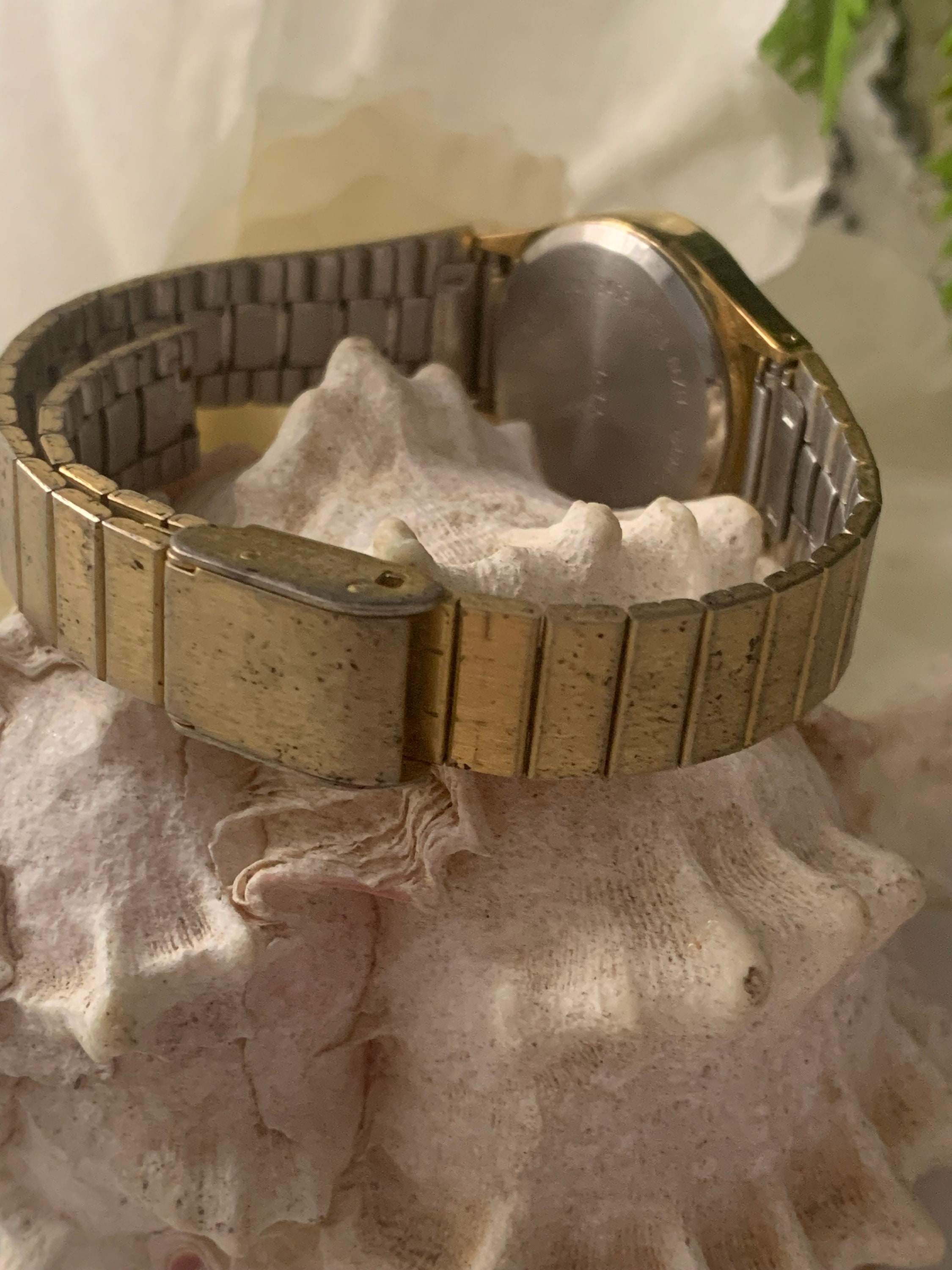 Vintage Advance Gold Tone Ladies Watch, Women’s Advance Quartz Watch ...