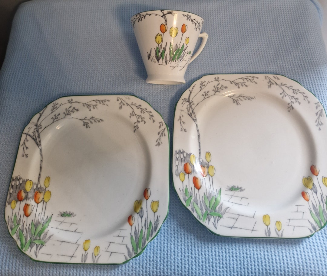 Heathcote Art Deco Side Plates and a Cup - Etsy