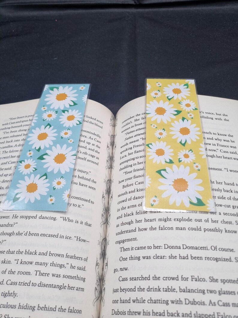 Spring Daisy Printable Bookmarks, Bookish Bookmark Set, Page Savers ...