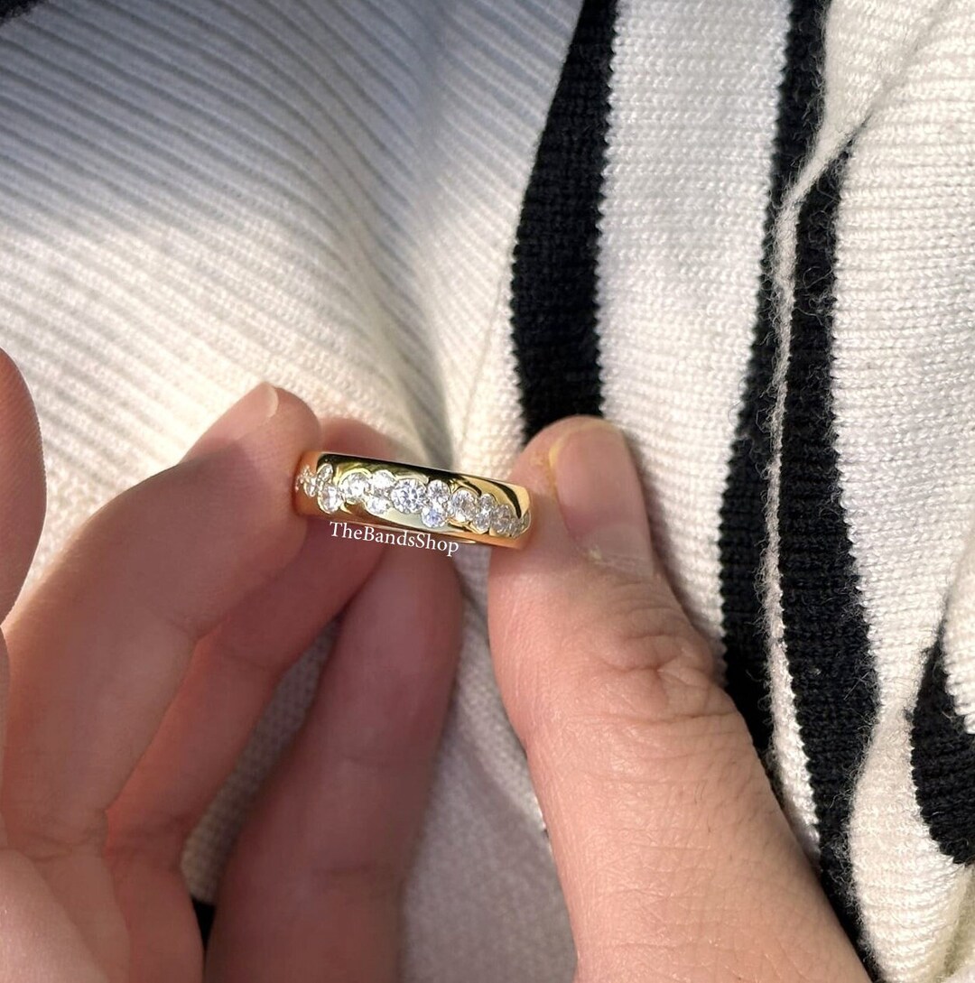 10k Yellow Gold Band, 3 MM Round Cut Natural Diamond Wedding Band ...