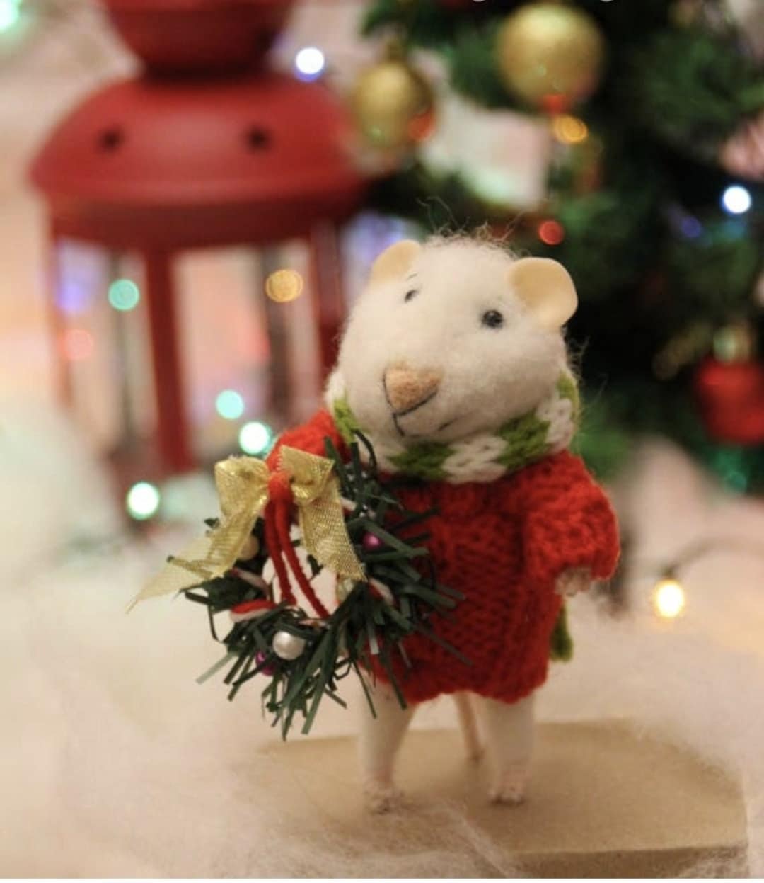 Тeedle Felted Christmas Mouse in Sweater With Christmas Wreath, Winter ...
