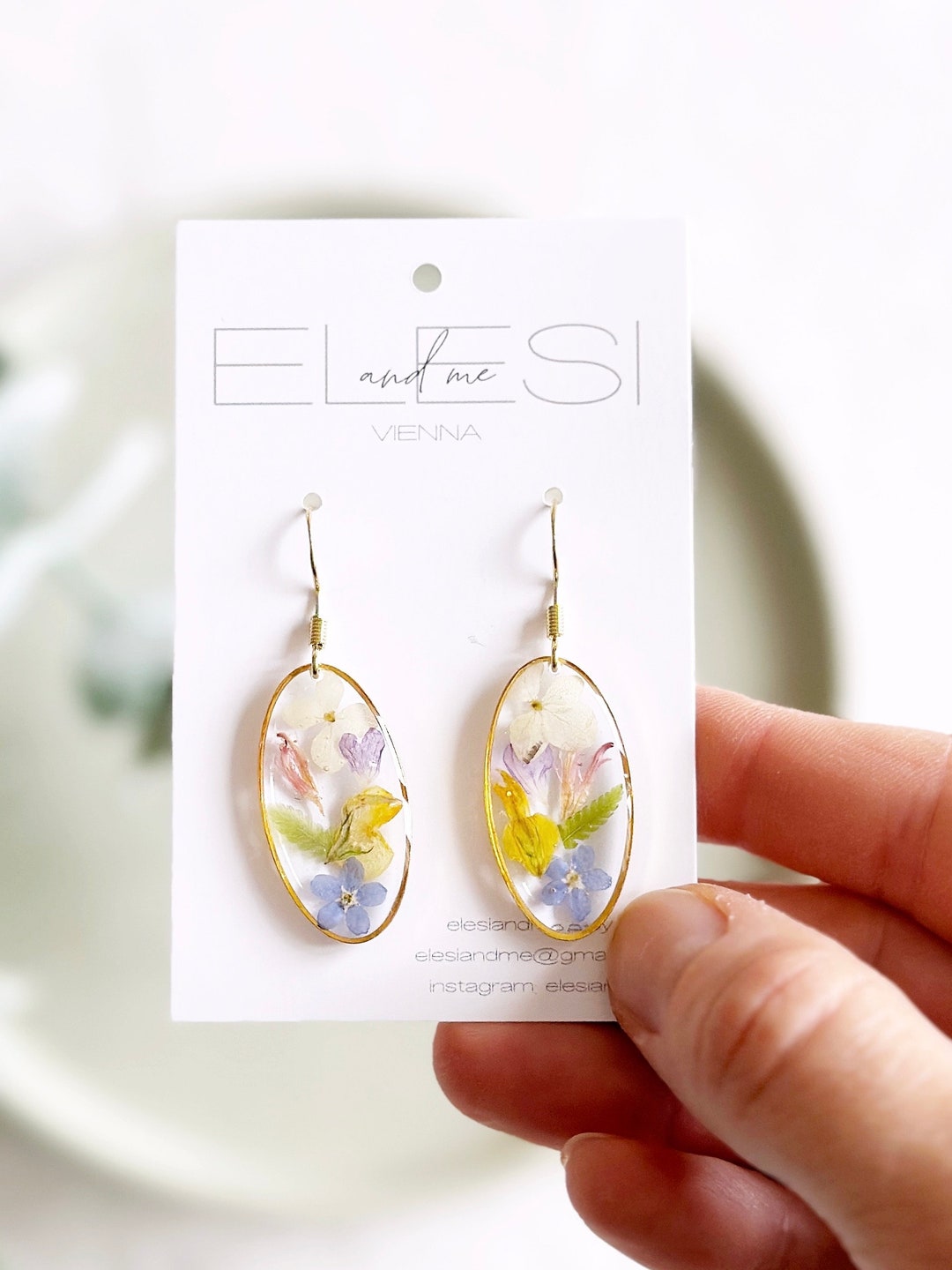 Oval Wildflower Resin Earrings Pressed Colorful Wildflowers, Epoxy ...