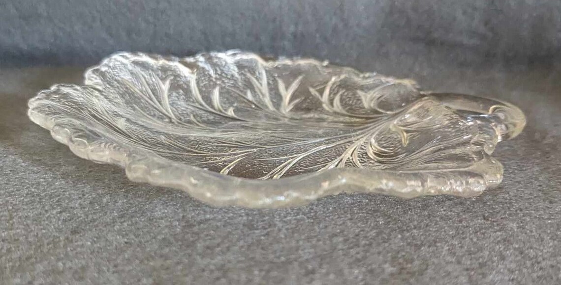 Vintage 1970's Indiana Glass Pebble Leaf Pattern Glass - Etsy