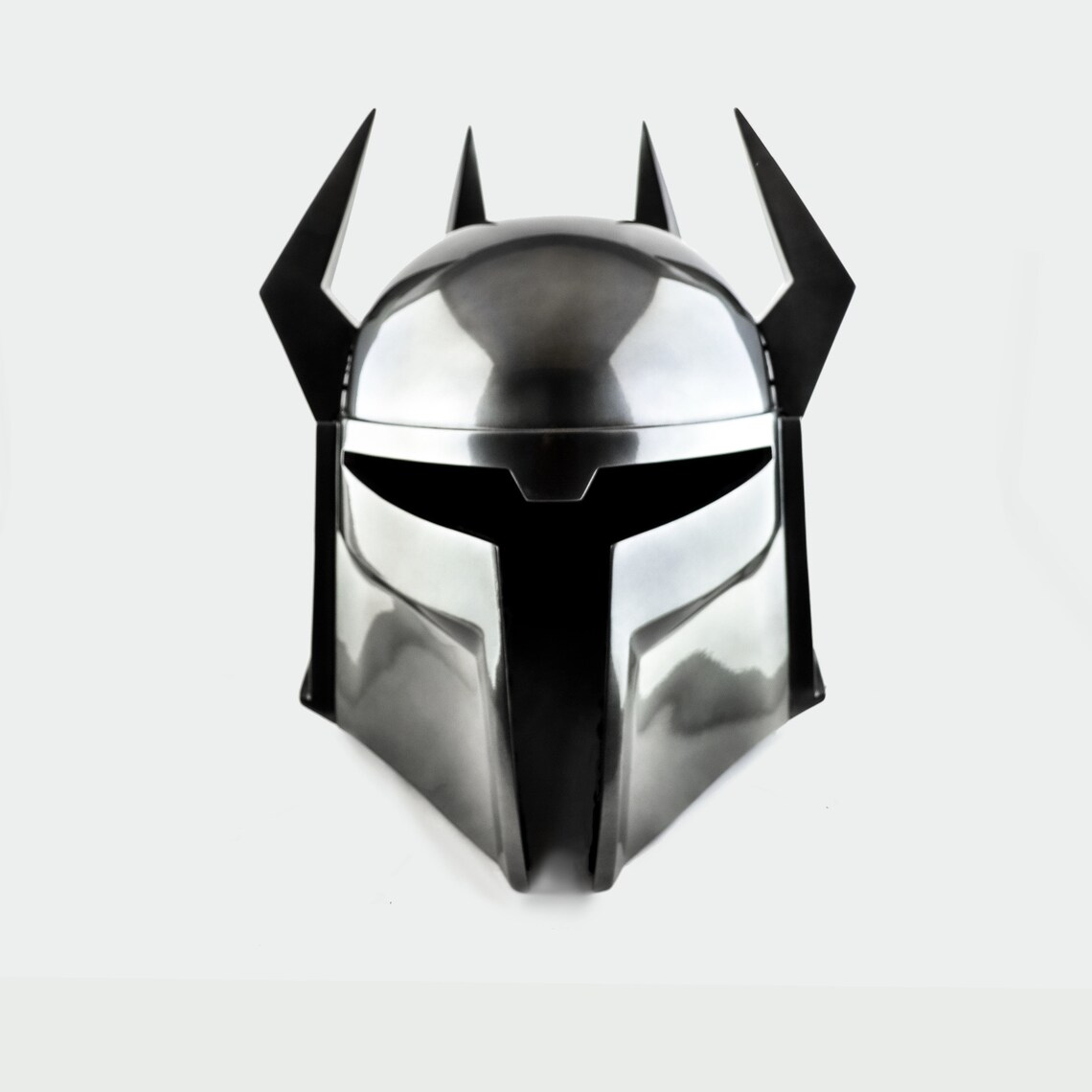 Gar Saxon Mettalic Helmet / Cosplay Helmet / Mandalorian - Etsy