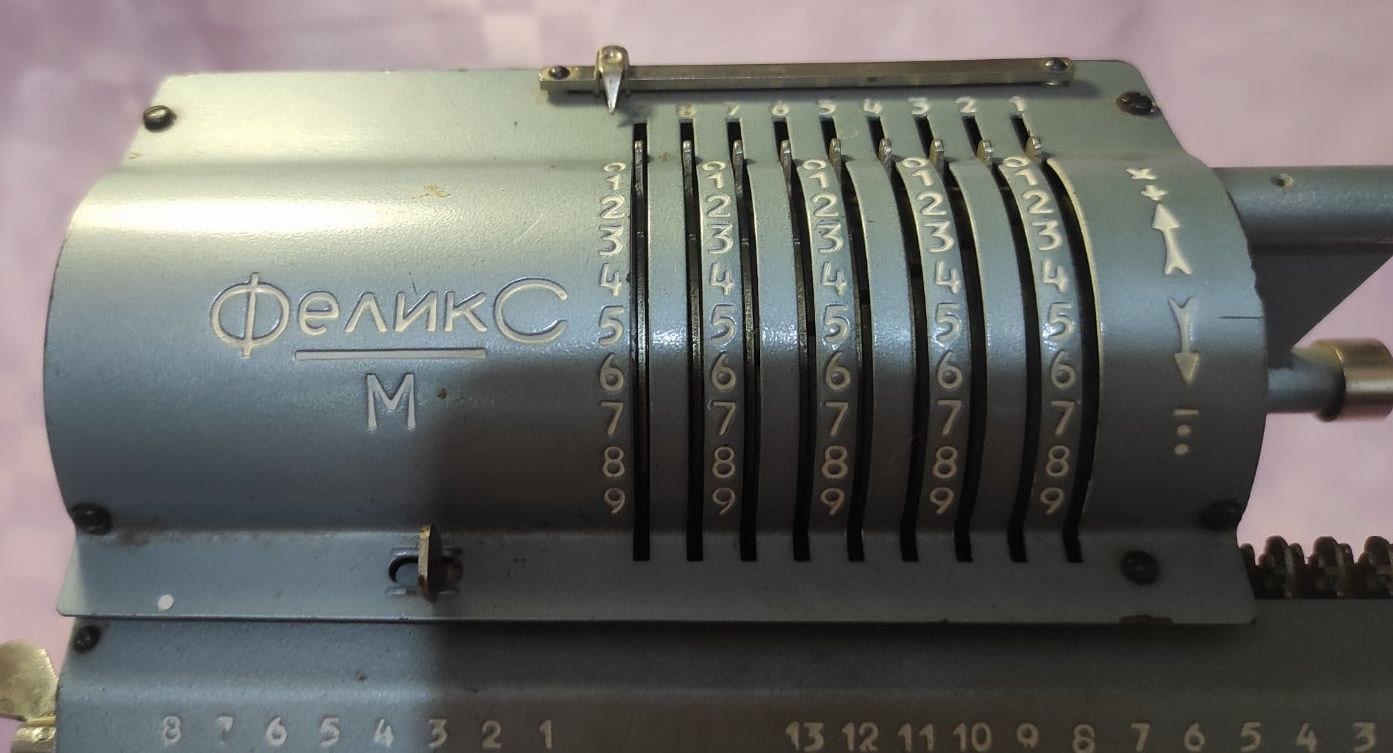 Vintage Calculating Machine Felix Mechanical Calculator Hand Calculator ...