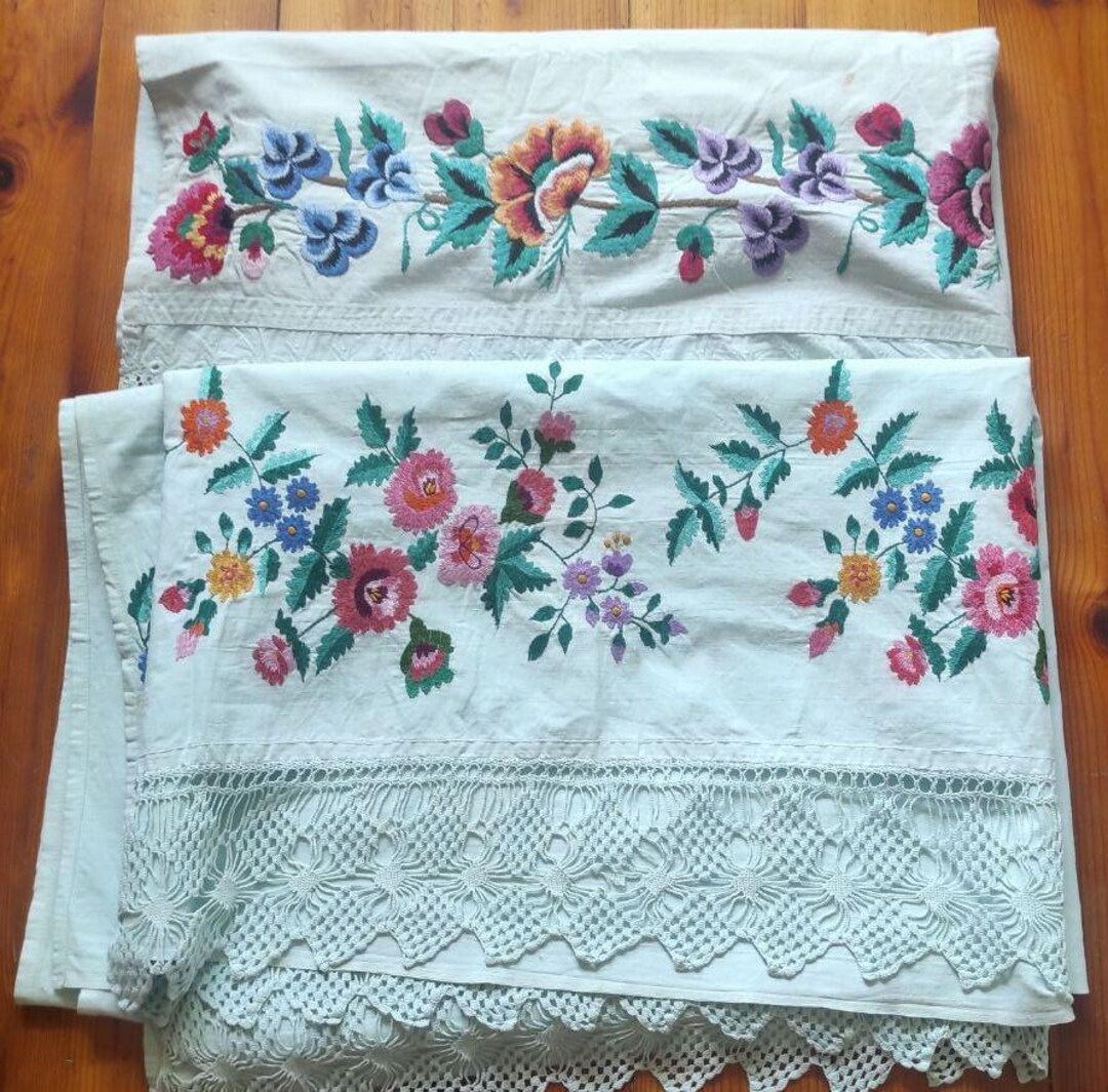 Hand Embroidered Ukrainian Bed Sheet Valance Antique Old Homespun ...
